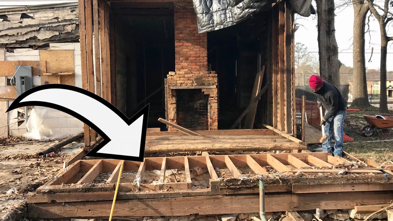 I found hidden treasures under a porch! 🏺