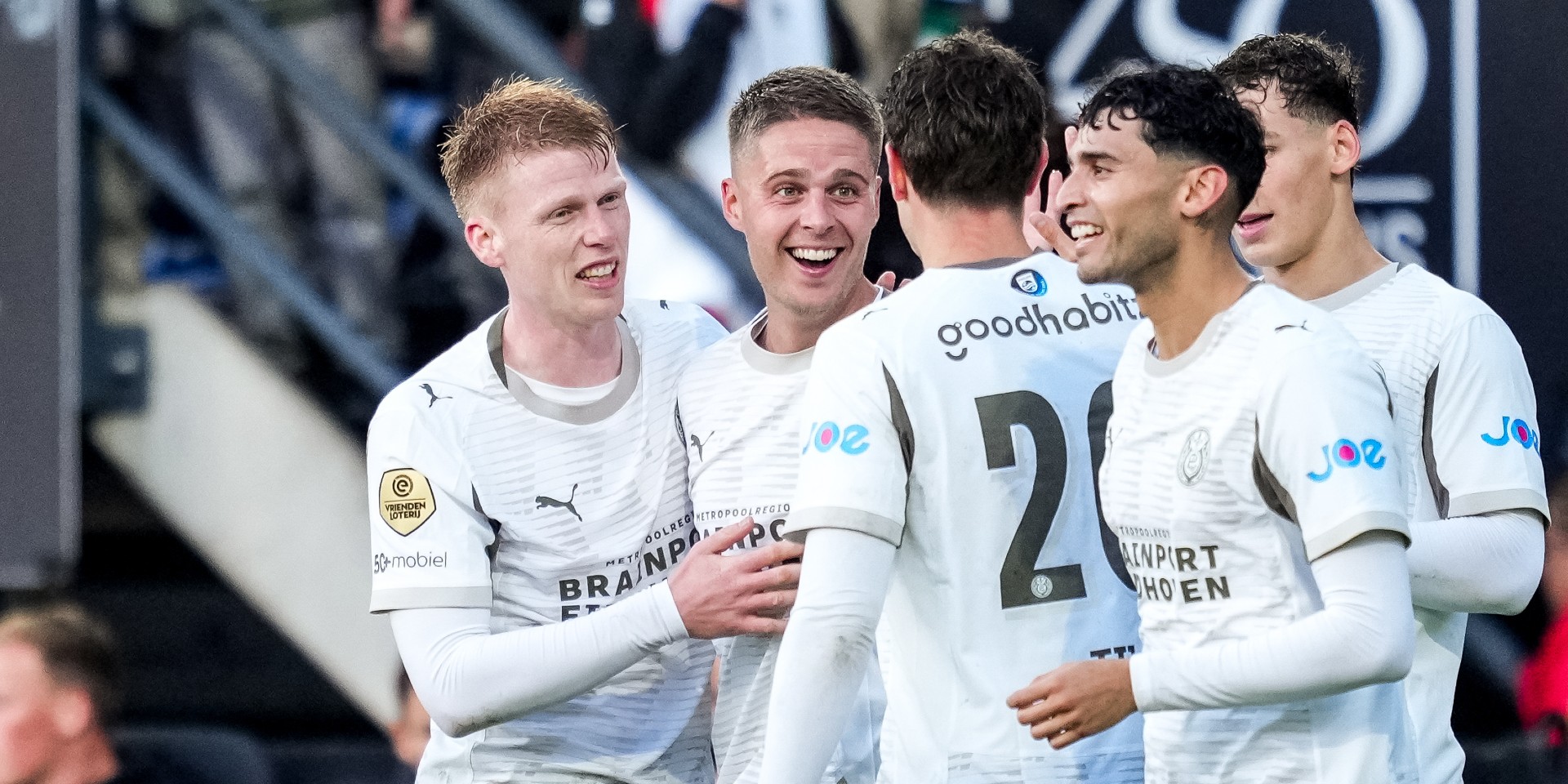 Spaan fakkelt specifieke PSV'er wéér af: 'Traditionele fout van hem'