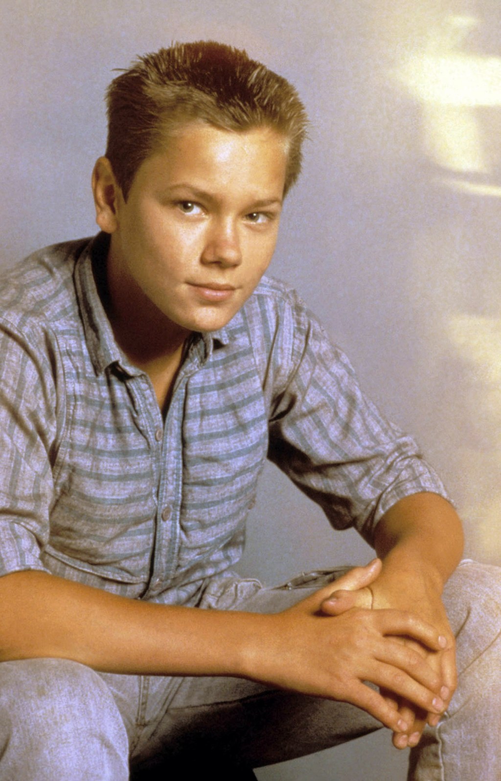 Ethan Hawke says childhood costar River Phoenix was ‘struggling’ with ...
