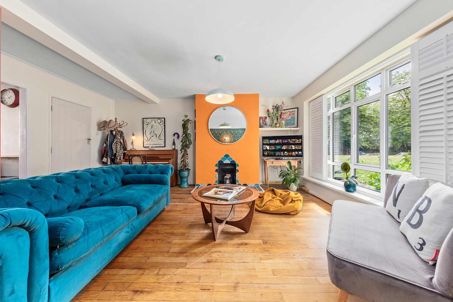 6 Living Room "Fixes" That Are Actually Fails, According to Designers