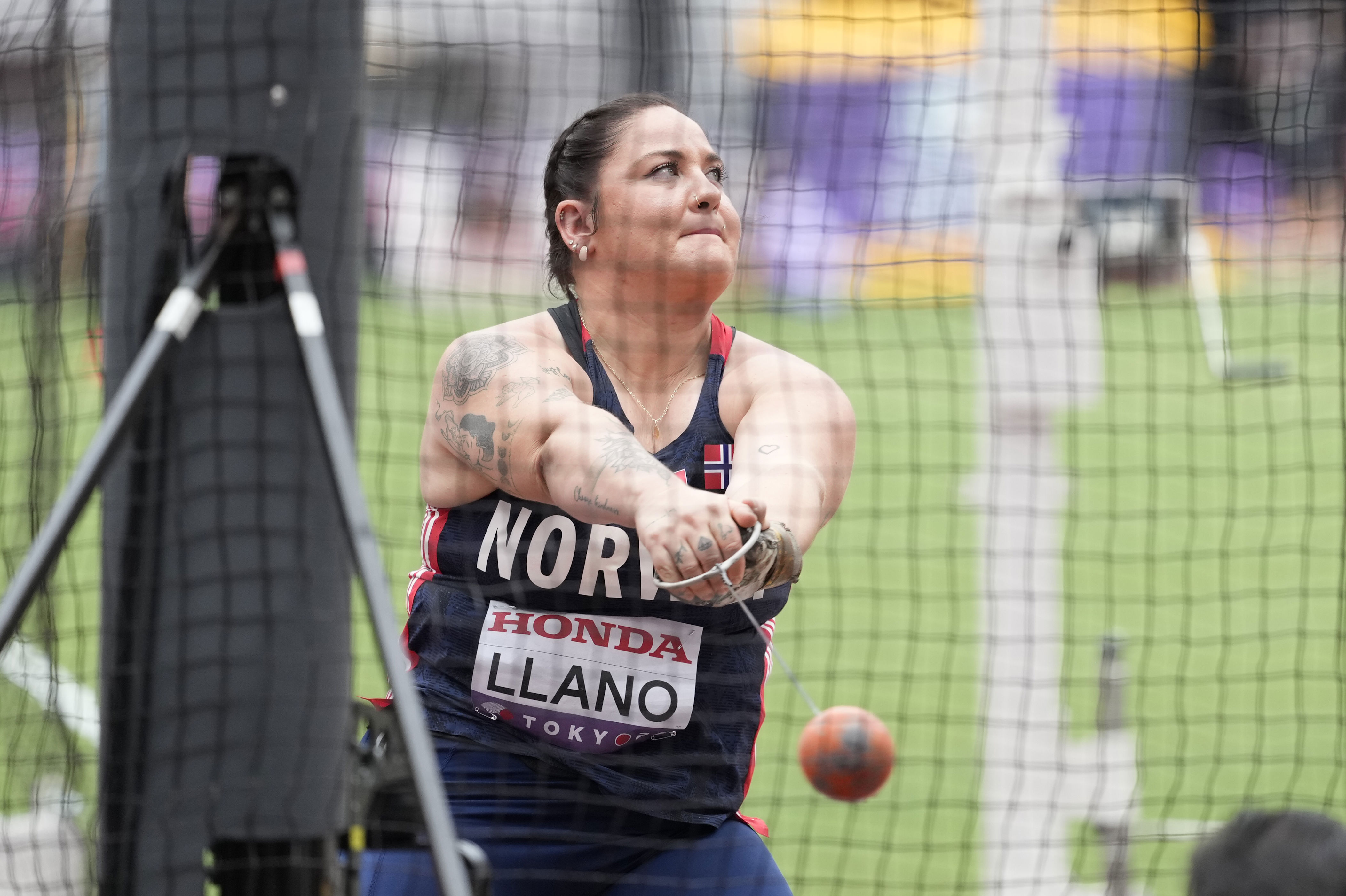 VM-finaleplassen glapp for sleggekaster Llano