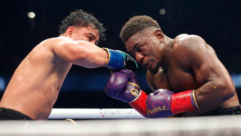 ¡Peleón! Lester Martínez y Mbilli se llevan los aplausos tras igualar ...