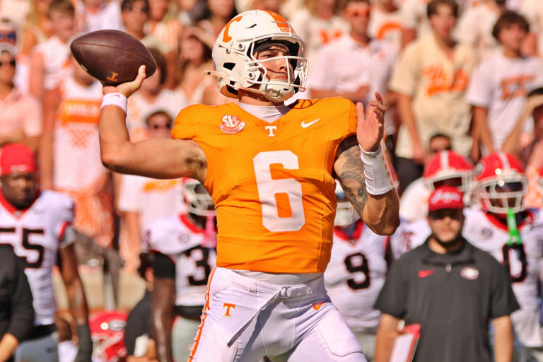 Tennessee football updated game-by-game score predictions after Week 6