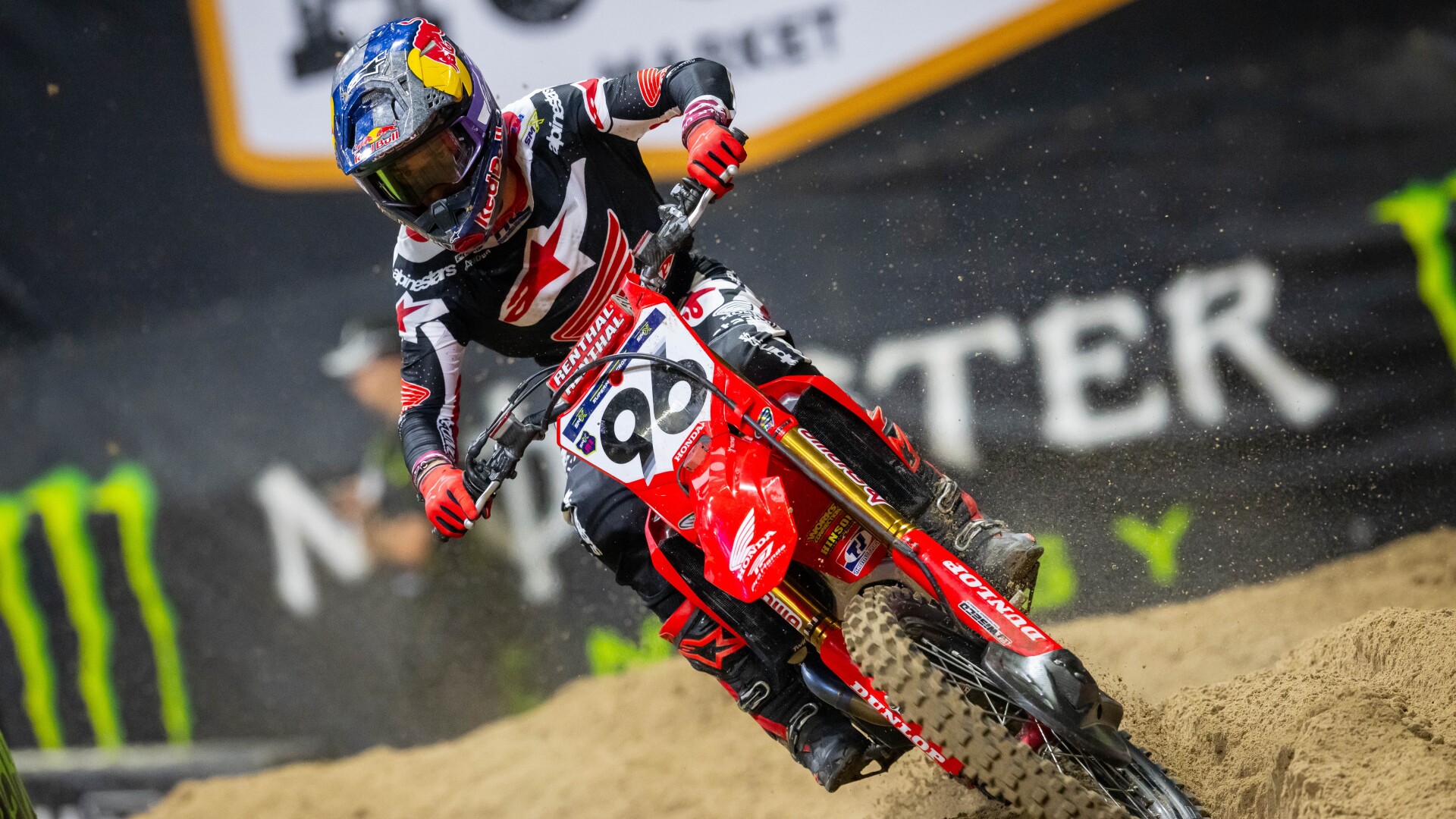 Hunter Lawrence scores overall 450 SuperMotocross win in Round 2 in St ...