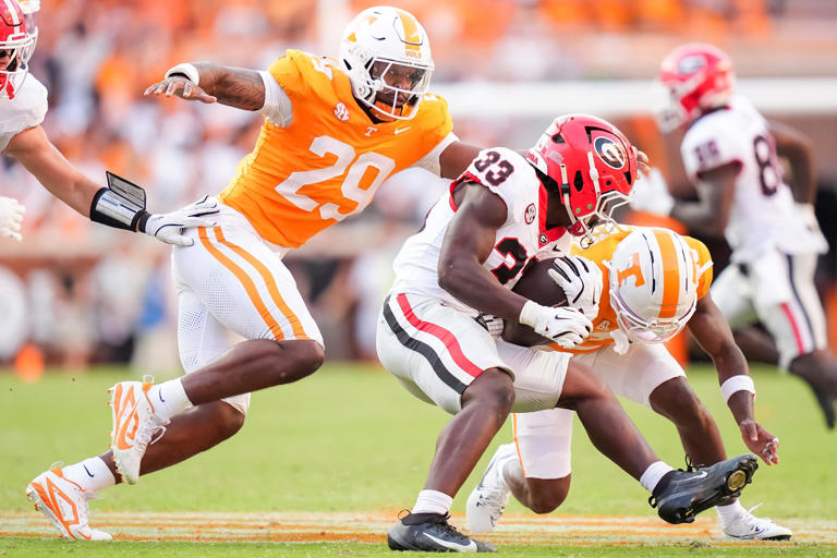 Tennessee false start derails Vols' game-winning field goal attempt vs ...