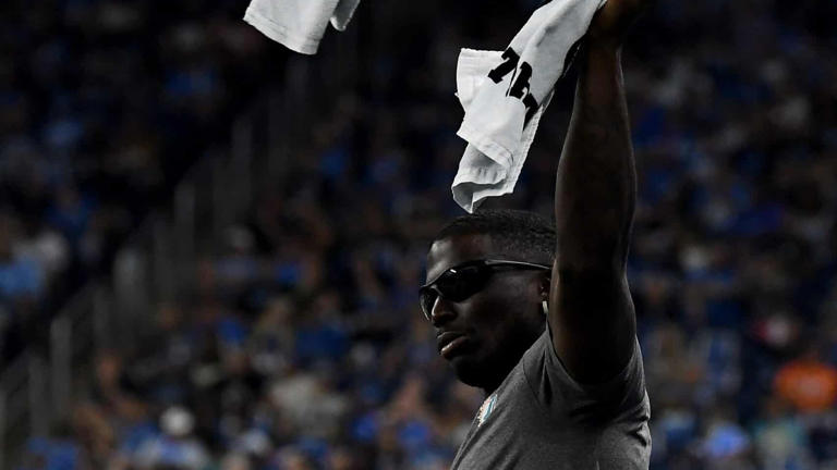 ‘The Chiefs Could Use Him’: NFL Expert Floats Idea of Tyreek Hill ...