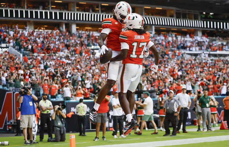No. 5 Miami Hurricanes rout No. 18 USF Bulls for second ranked win of ...