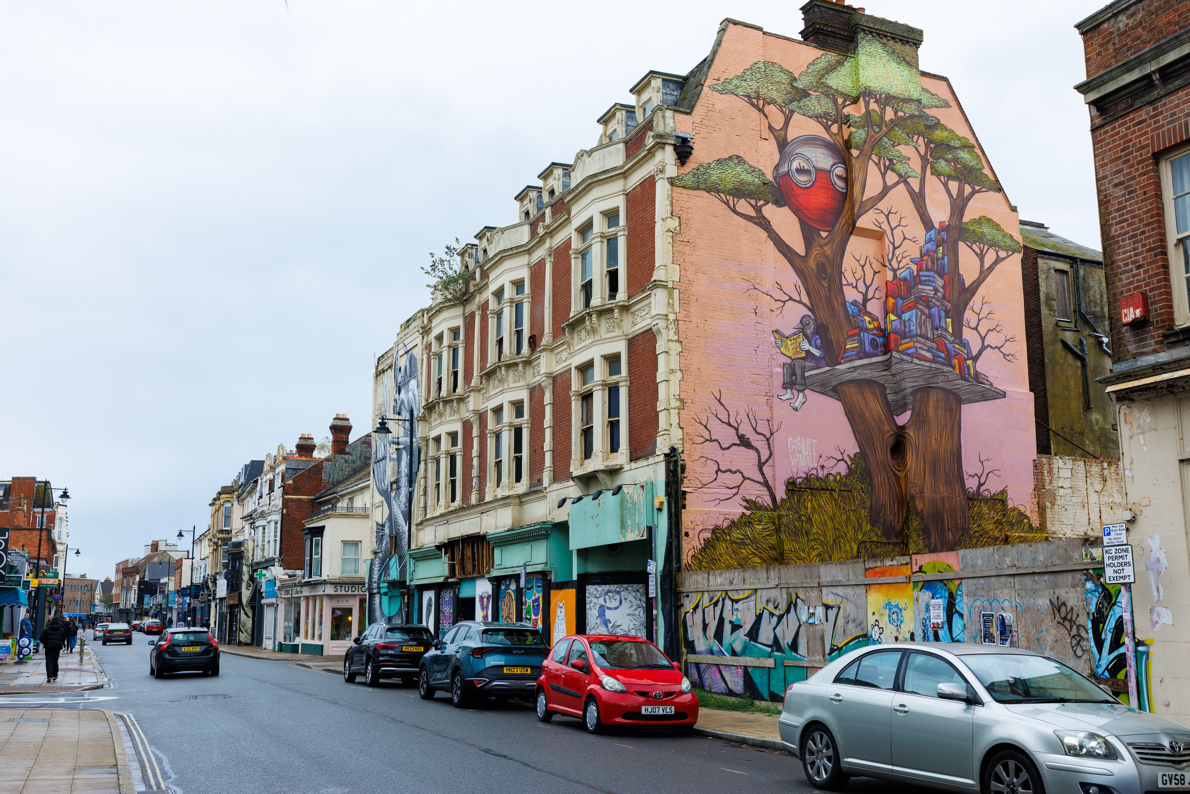 23 pictures of breath-taking new street artwork created in the city as ...
