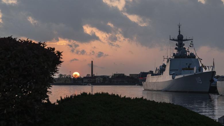 China Vs US Destroyers: How The Naval Warships Compare