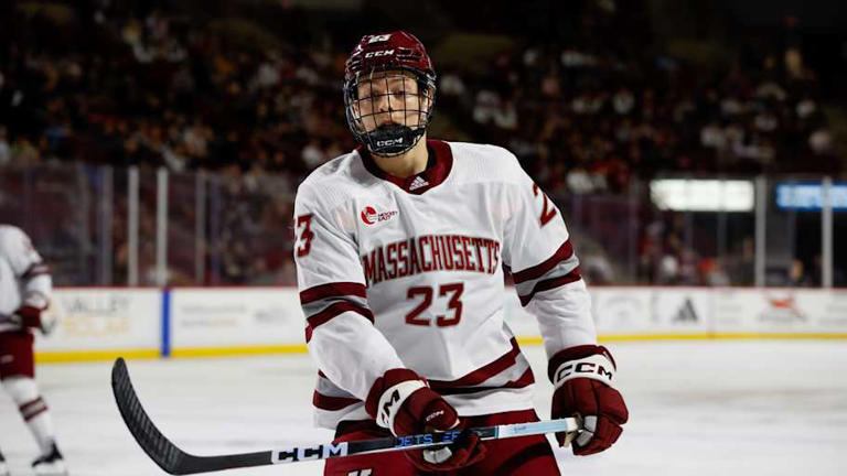 Rangers rookies roll past Flyers as Othmann and Morrow shine