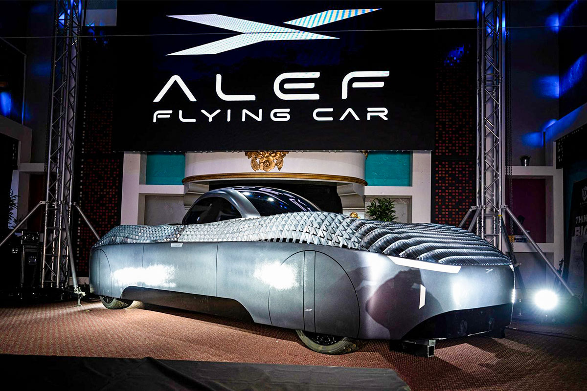 Alef's $286,676 Flying Car Is Here to Make the Tesla Cybertruck Look ...