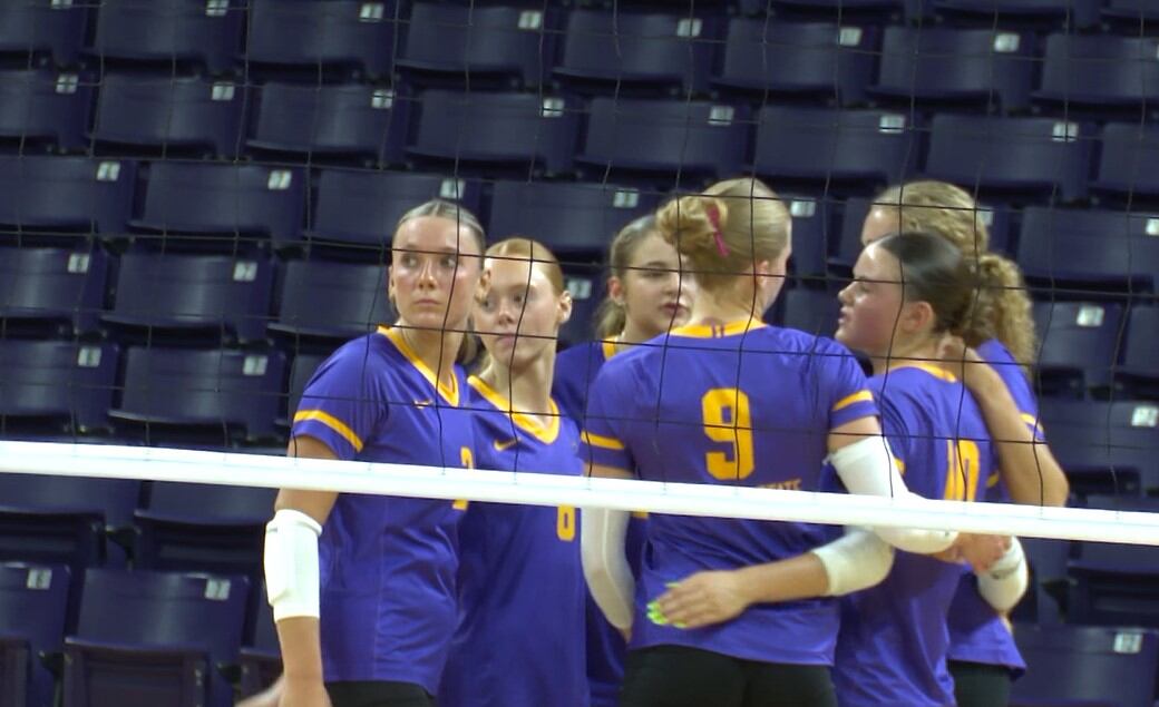 Minnesota State volleyball sweeps Upper Iowa to extend perfect season
