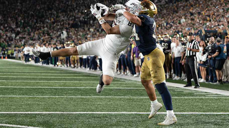 Notre Dame’s Playoff Hopes Vanish With Collapse Against Texas A&M