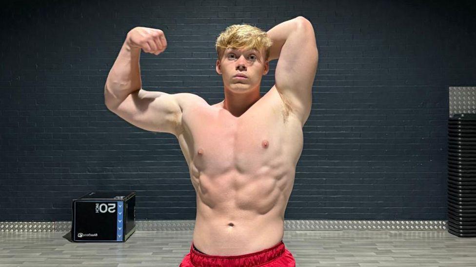 Cut and bulk: Teenagers explain why they want to get ripped