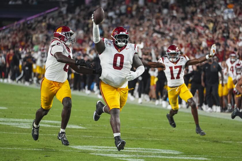 USC exorcises its Big Ten road demons by beating Purdue to remain unbeaten