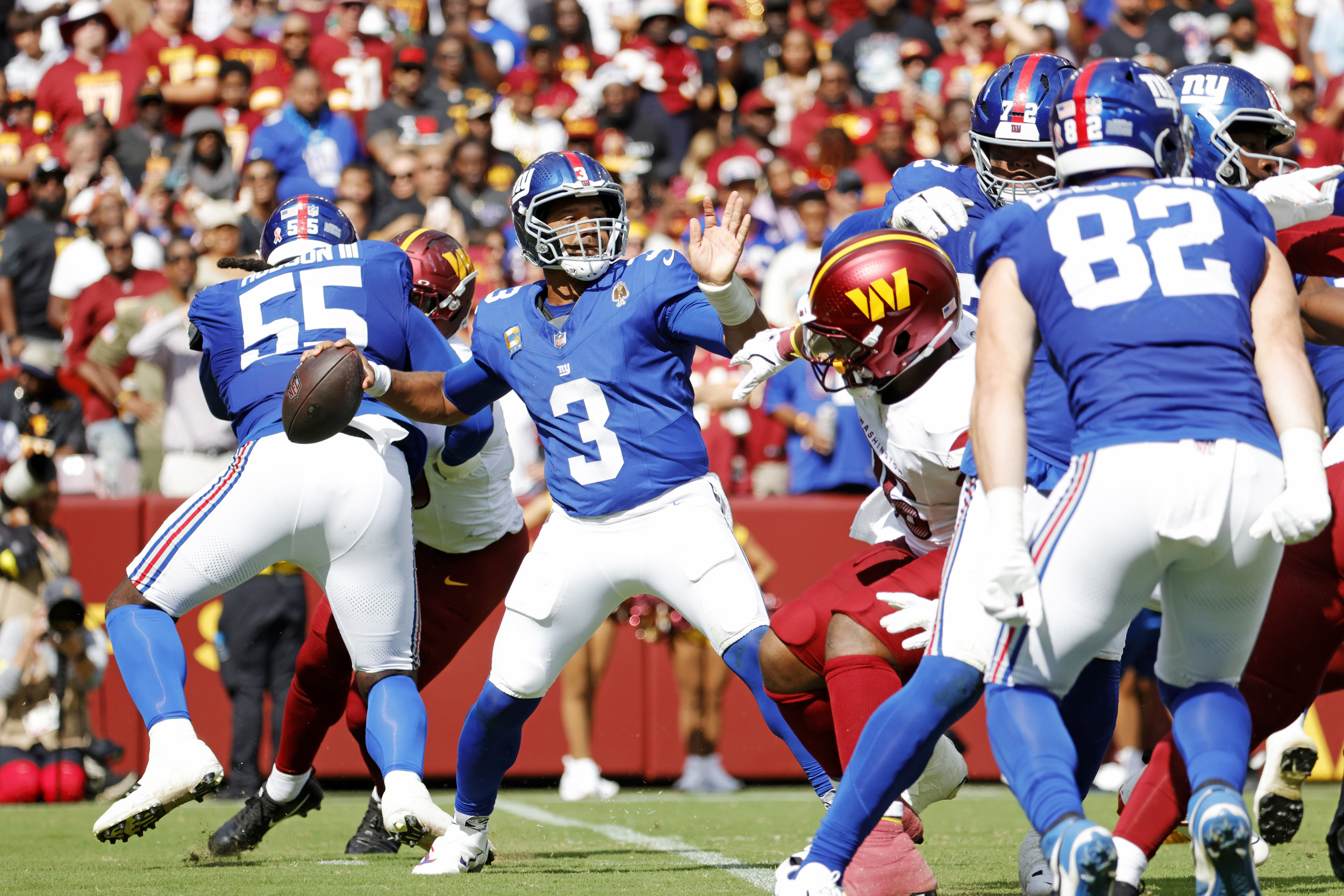 Giants prefer to keep Russell Wilson in place as starting QB