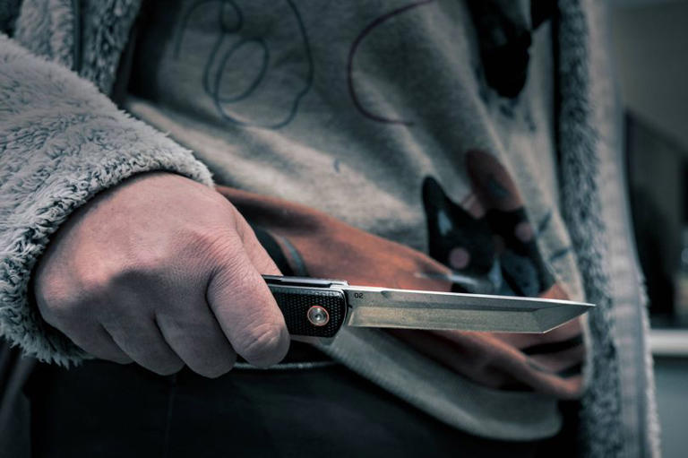 Hotspots for criminals using knives mapped as offensive weapon offences ...