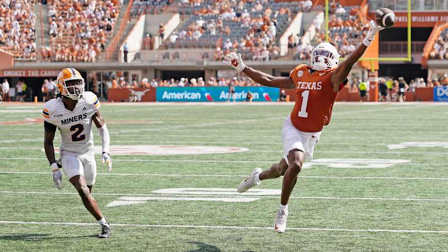 Texas Longhorns' Ryan Wingo Still Believes in Arch Manning