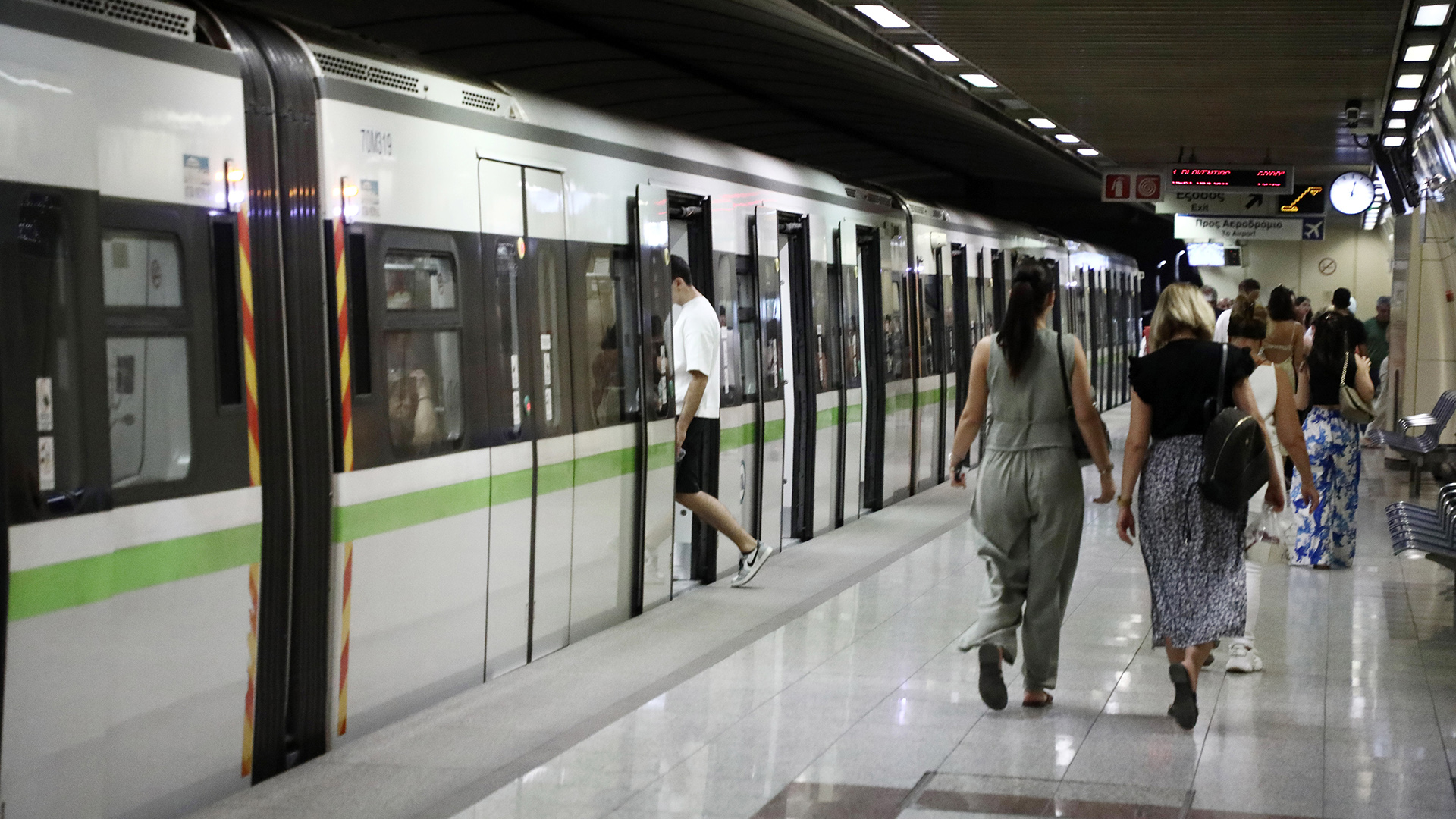 Πρεμιέρα της 24ωρης λειτουργίας του μετρό τα Σάββατα – Κυρανάκης: «Οι ...