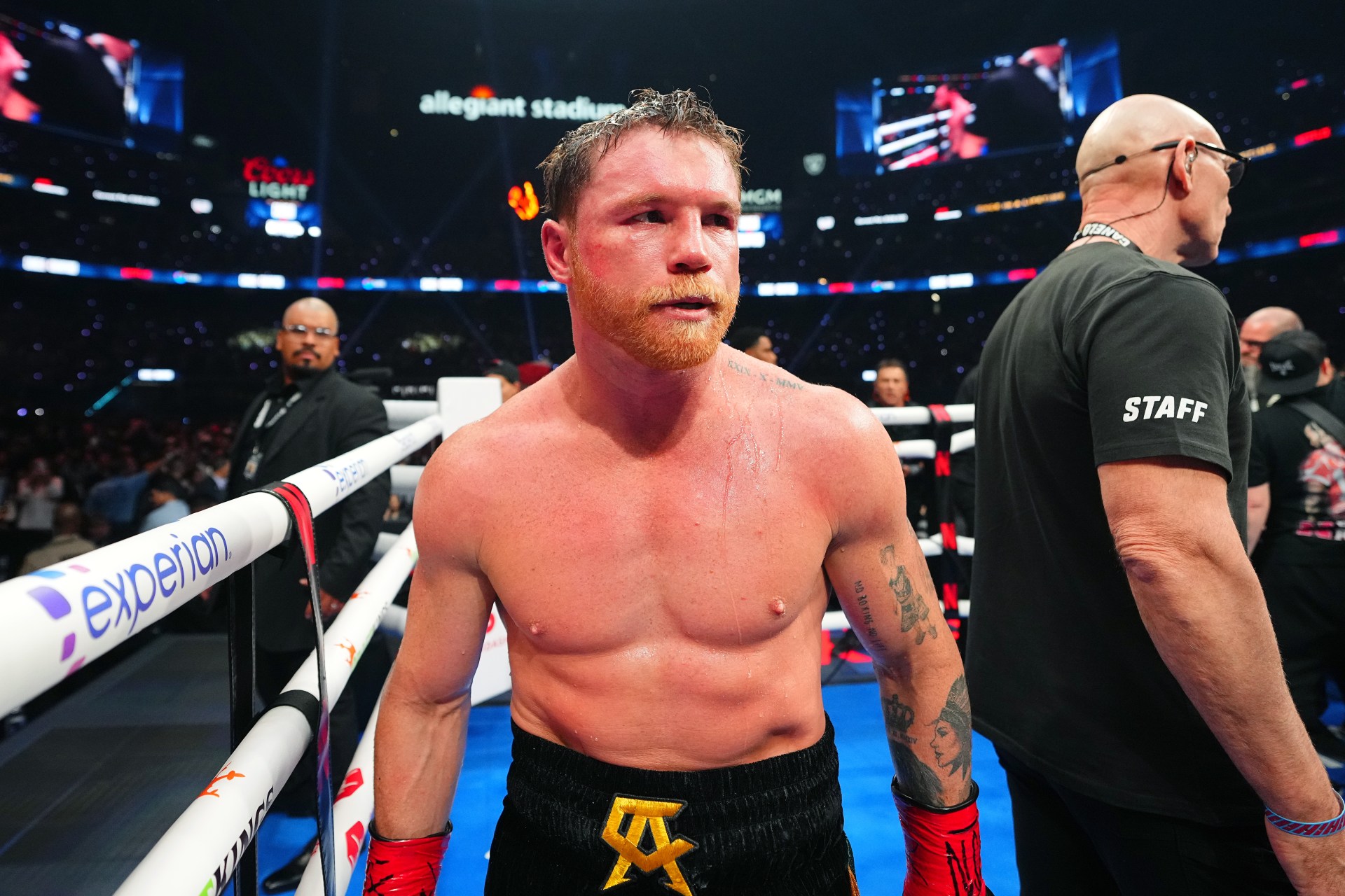 Canelo sends message to Crawford after losing fight