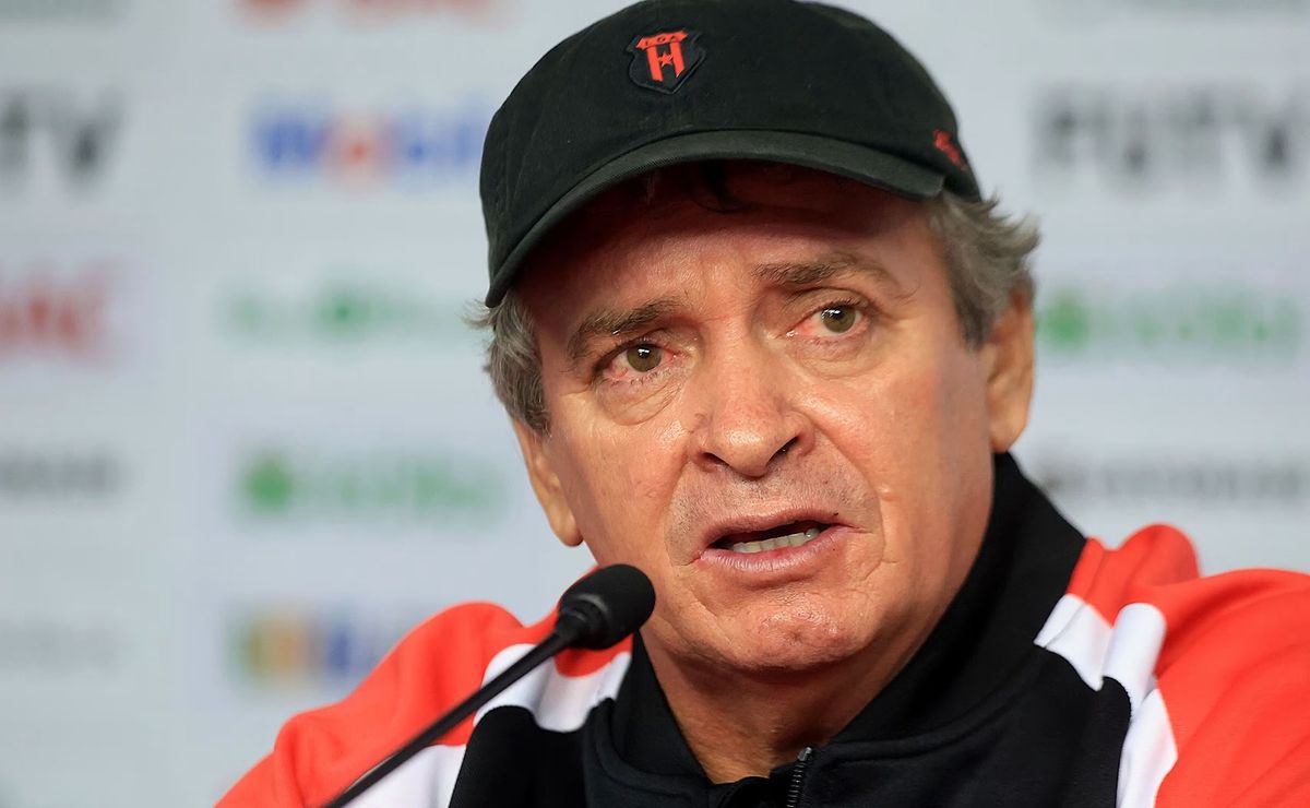 ¿Un último refuerzo? Machillo Ramírez abre la puerta al bombazo que Alajuelense creía imposible ...