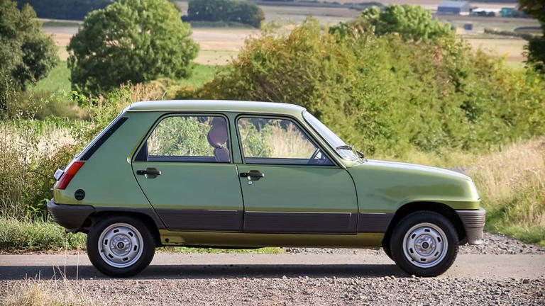 Ritorno al 1983 guidando una Renault 5 GTL, com'è andata