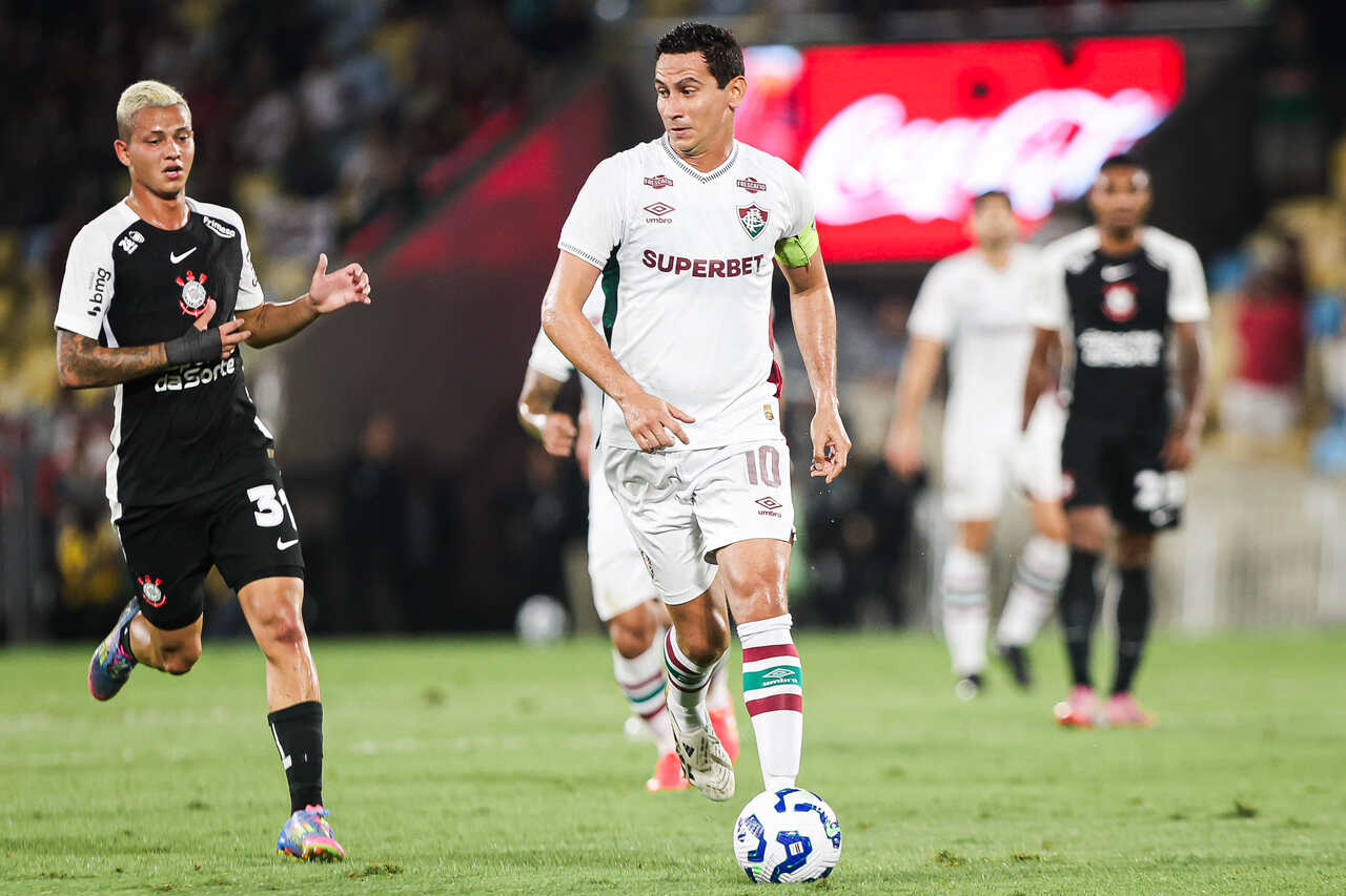 Ganso retorna após 67 dias e é reforço do Fluminense contra o Flamengo