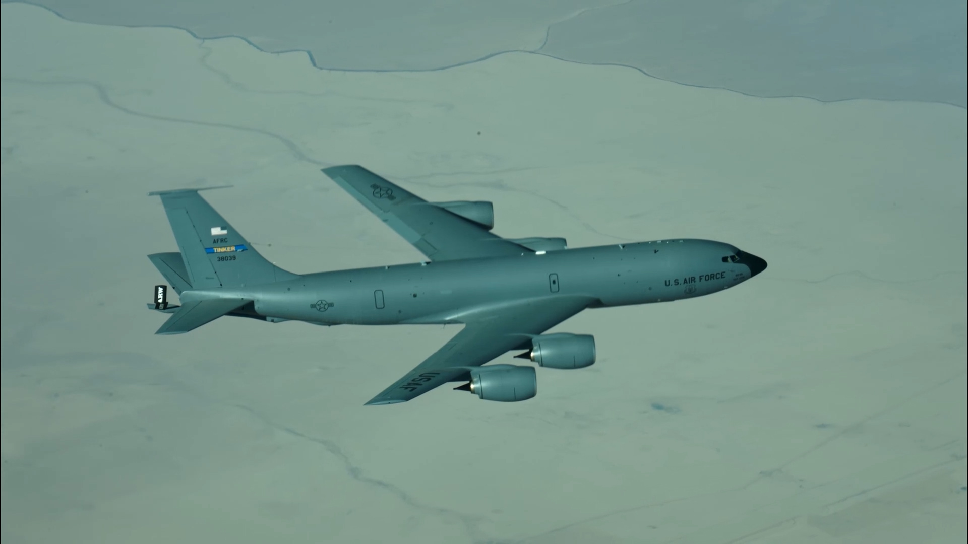 Beautiful Shots of US Air Force Stratotanker