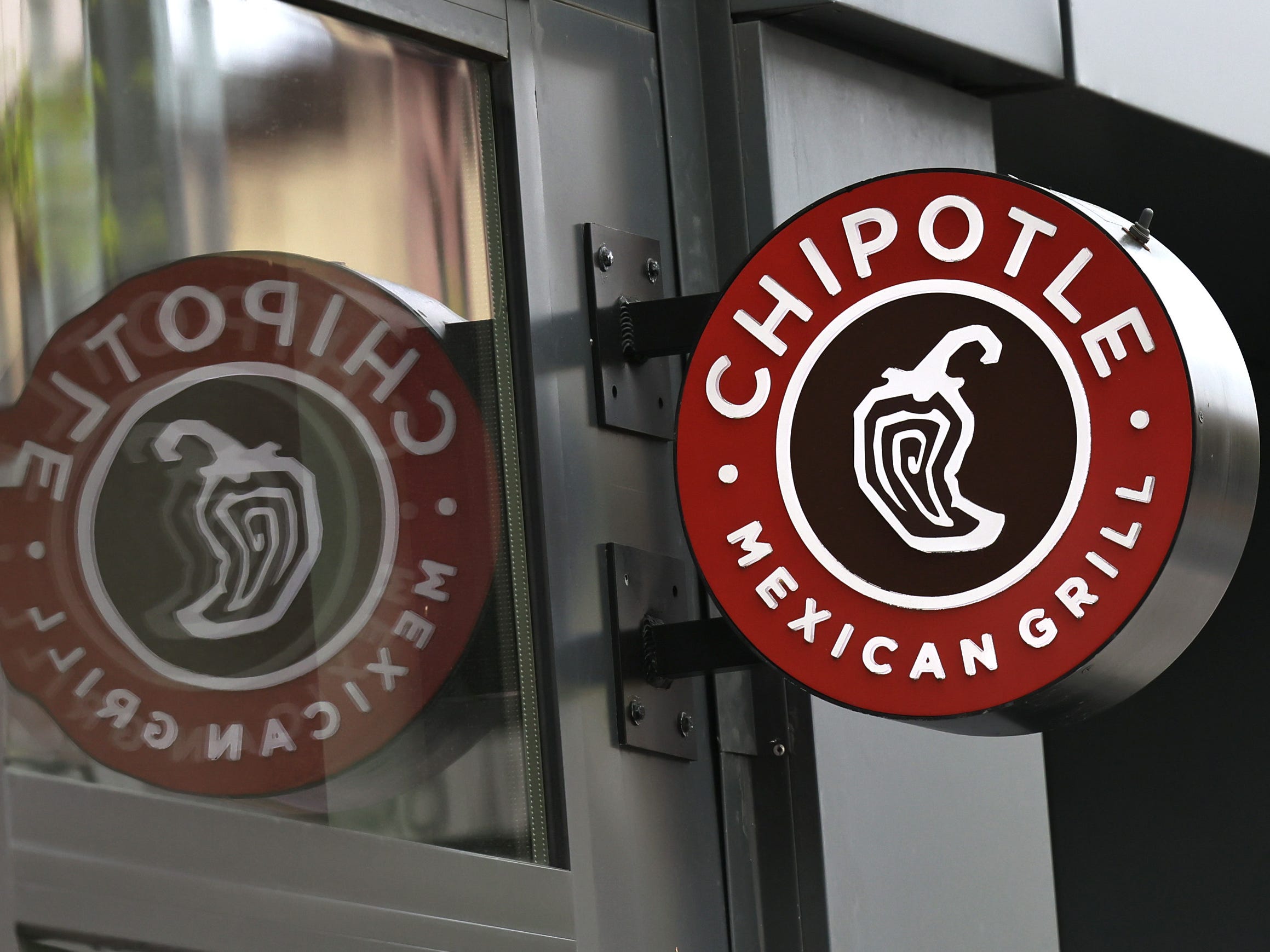 The slop bowl wars make their way to Asia as Chipotle expands to ...