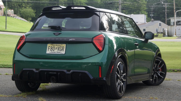 Nothing About The 2025 Mini Cooper JCW Makes Sense, But I Love It Anyway