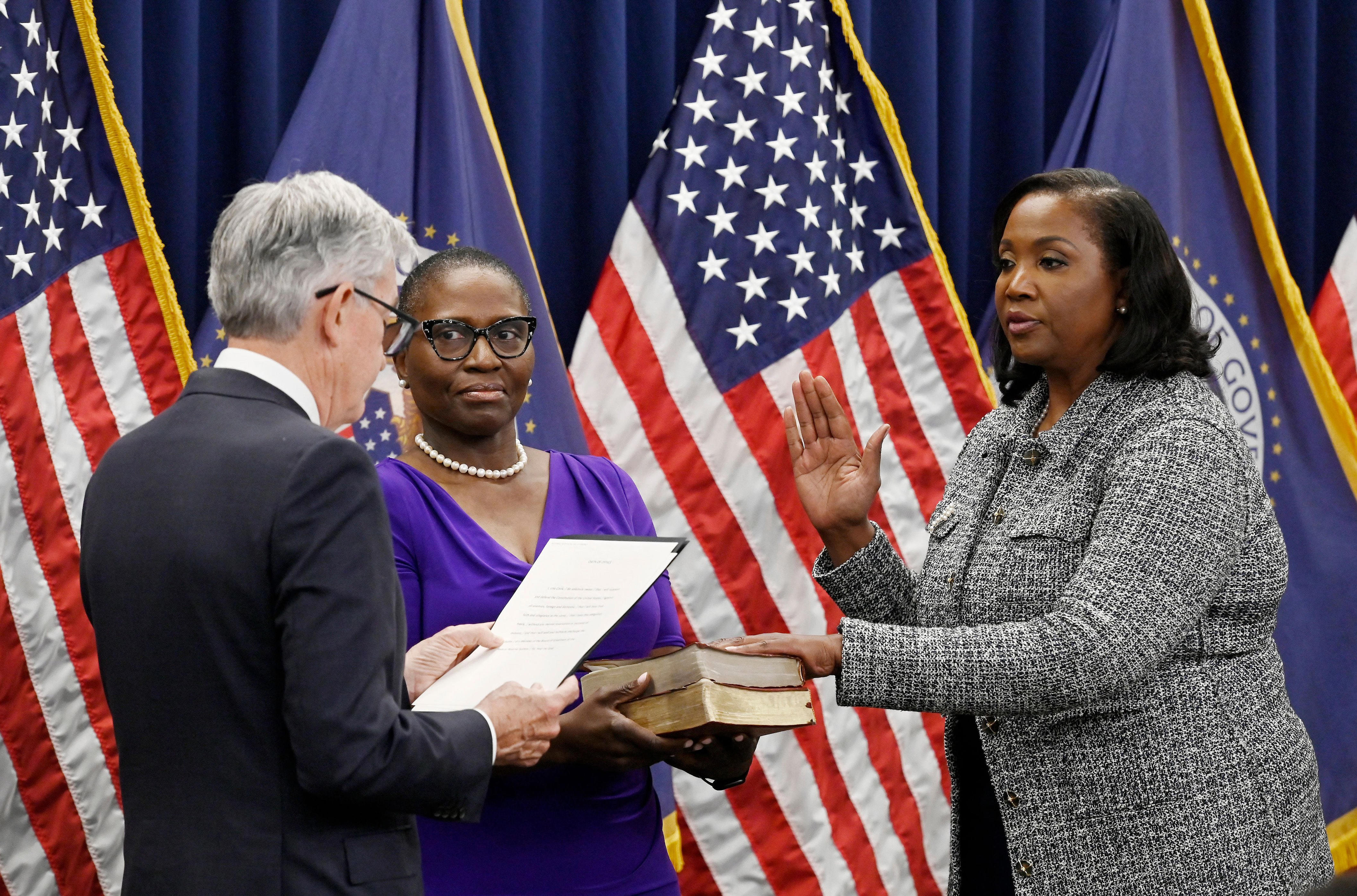 Who is Lisa Cook? Meet the Federal Reserve governor whose future is in ...