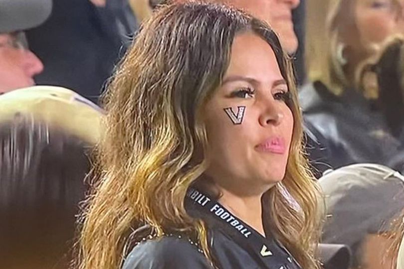 Theo Von lands date with Diego Pavia's mom after Vanderbilt upsets ...