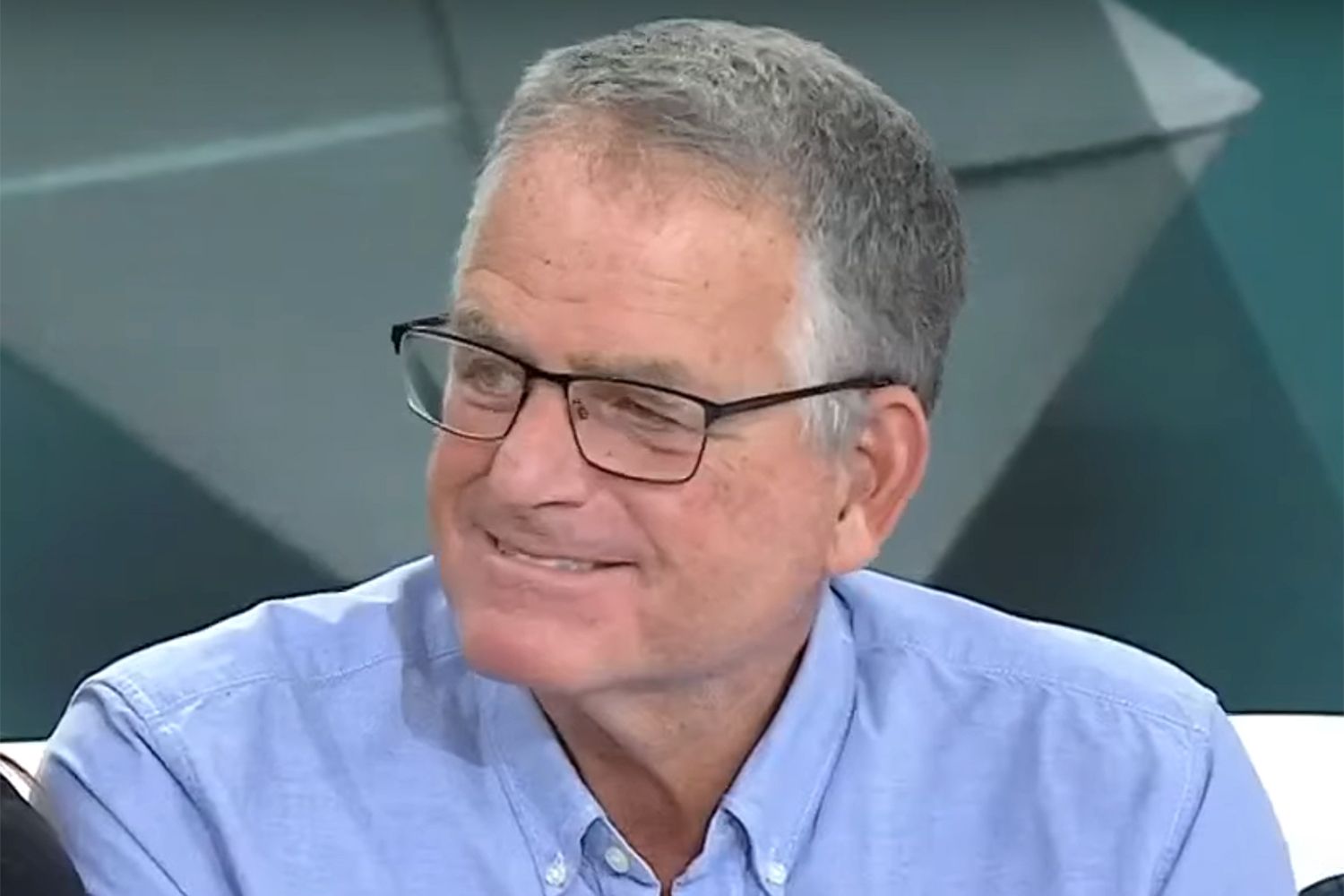 Daughter Asked Strangers If They’d Want a Letter from Her Dad. Months ...