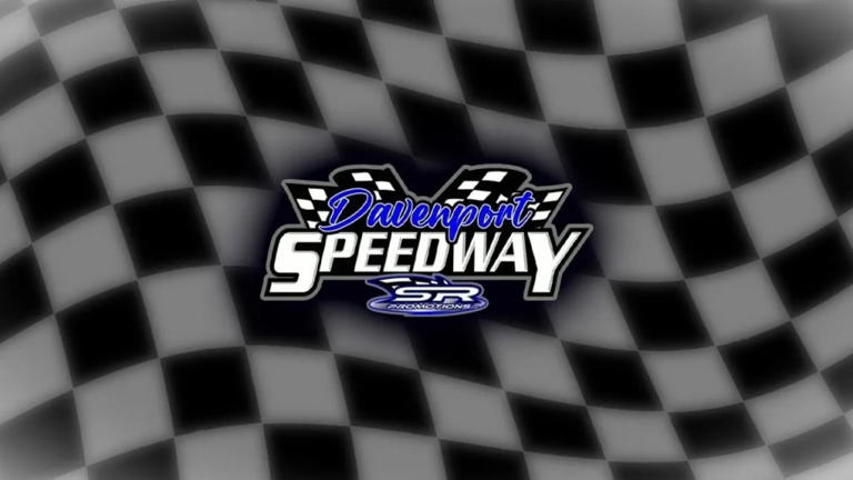 Feger dominates on 1st night of Corn State Nationals at Davenport Speedway
