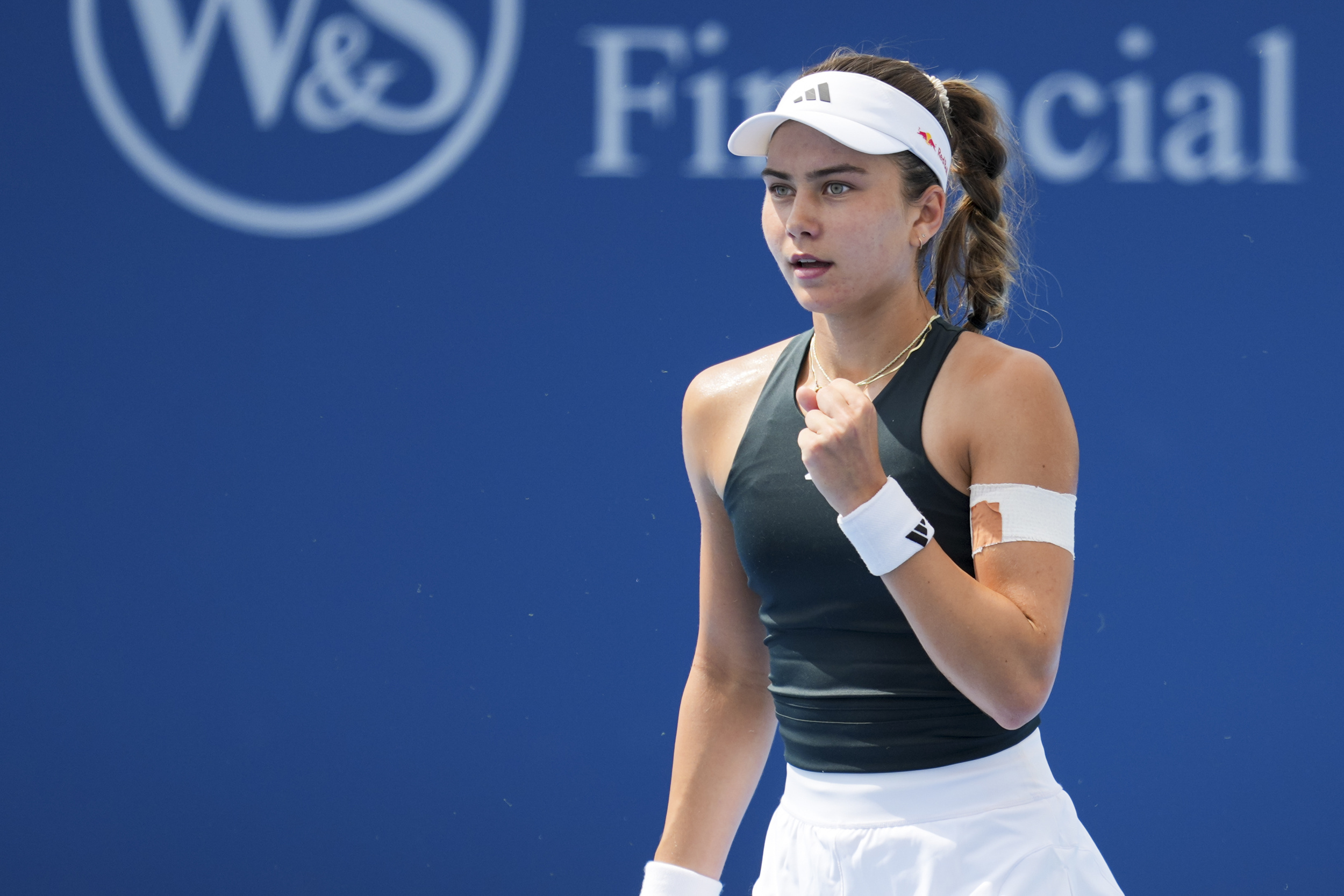 An unprecedented final: American teenager Iva Jovic to face Colombia's ...
