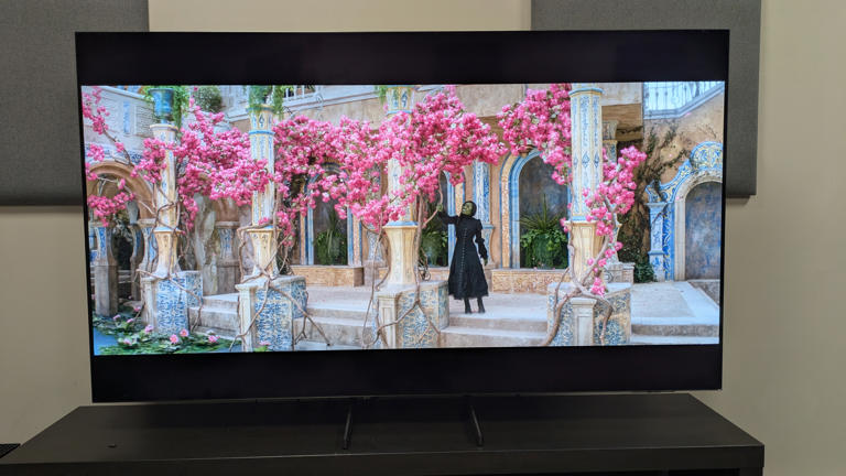 I tested the Samsung S85F and it's a great, feature-packed OLED TV at a ...