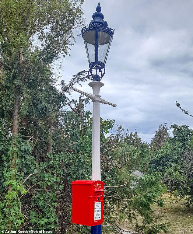 UK grandfather reveals he has world's biggest collection of post boxes ...