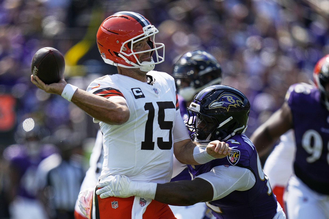 Joe Flacco faces relentless Packers defense as Browns offense struggles