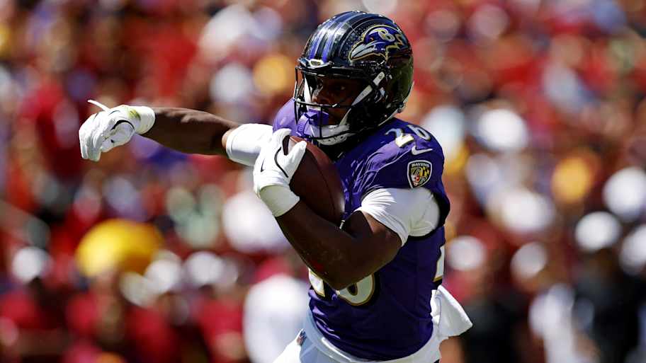 Ravens RB Injured on Opening Kickoff vs. Browns