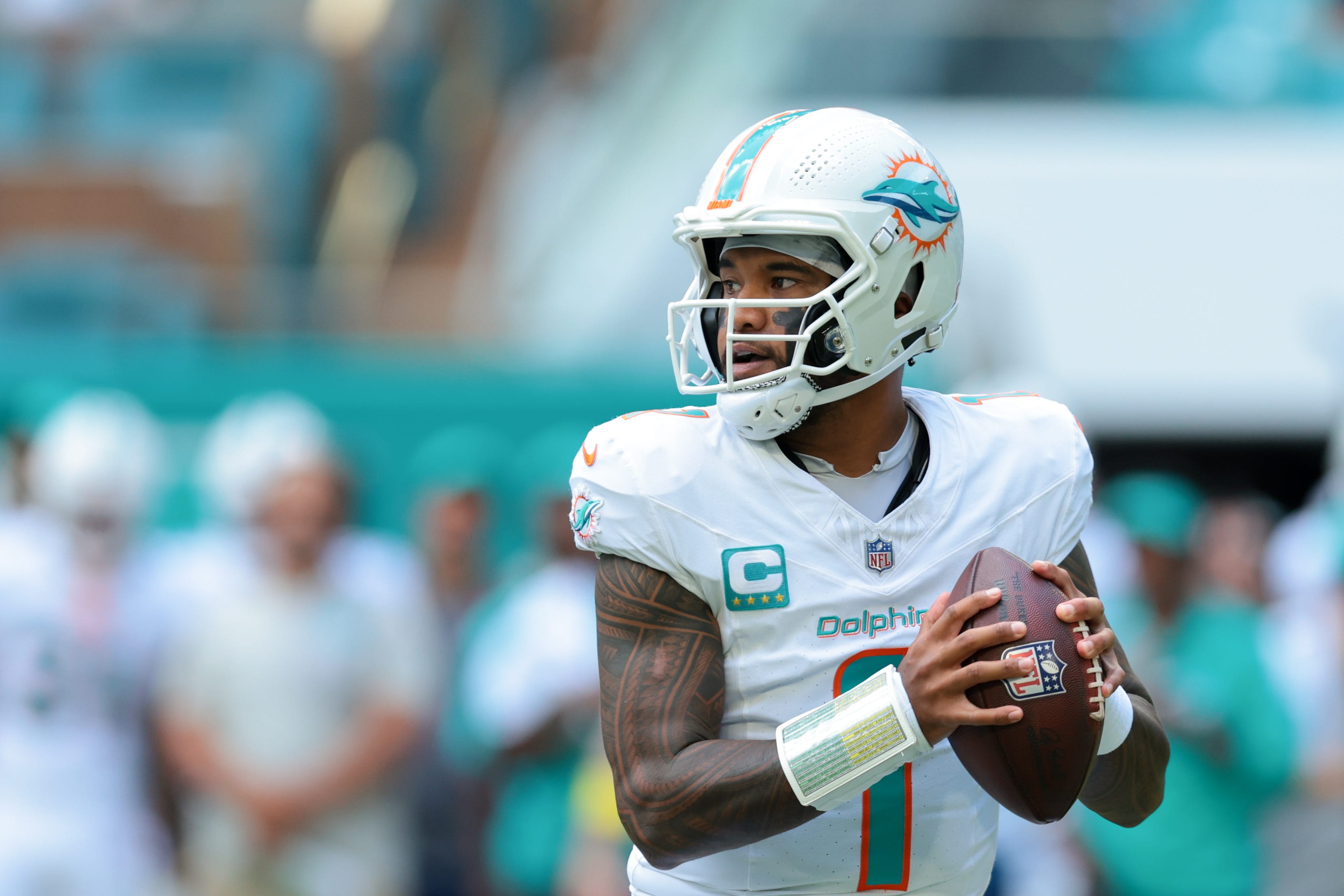 Miami Dolphins, Tua Tagovailoa lose to Patriots: The Tape Don’t Lie, a ...