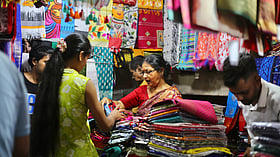 Durga Puja 2025: What makes Kolkata's Gariahat the top pick for bargain ...
