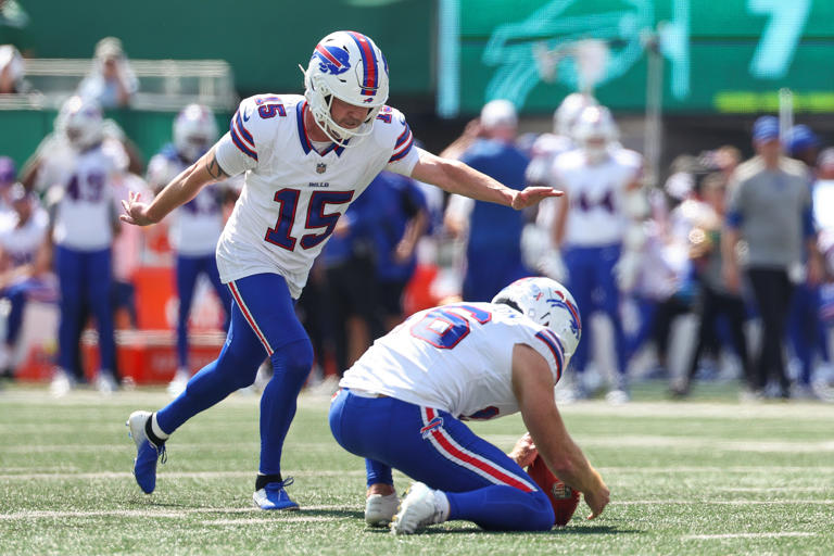 Bills vs. Jets highlights: Buffalo dominates with stifling defense and ...