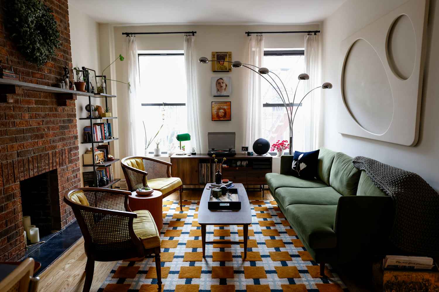 See Inside a 375-Square-Foot NYC Apartment That Rents for $2,700 a month