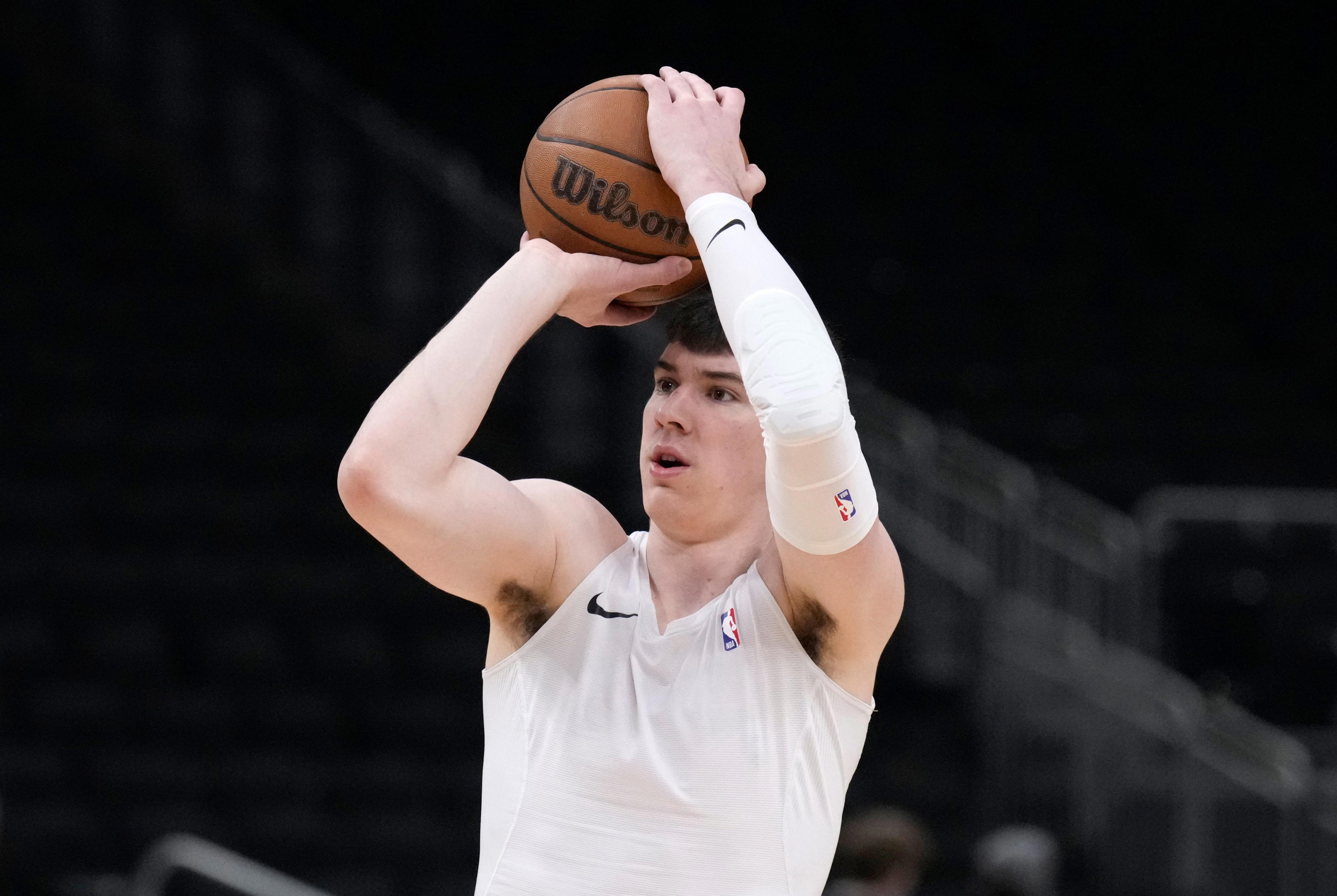 Lakers 3 goals: Jake LaRavia can become an integral role player