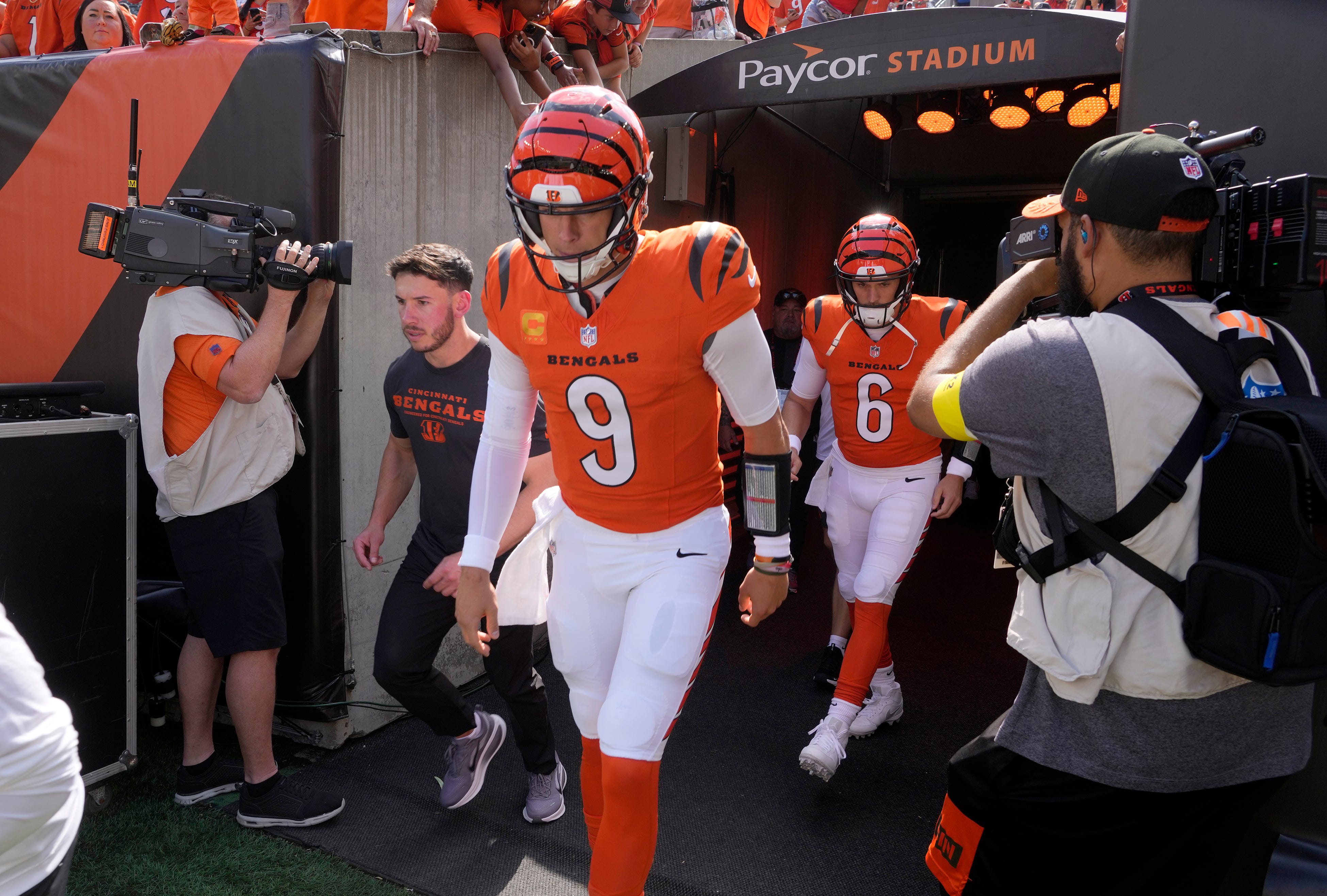 'This game will break your heart.' Joe Burrow breaks silence after turf ...