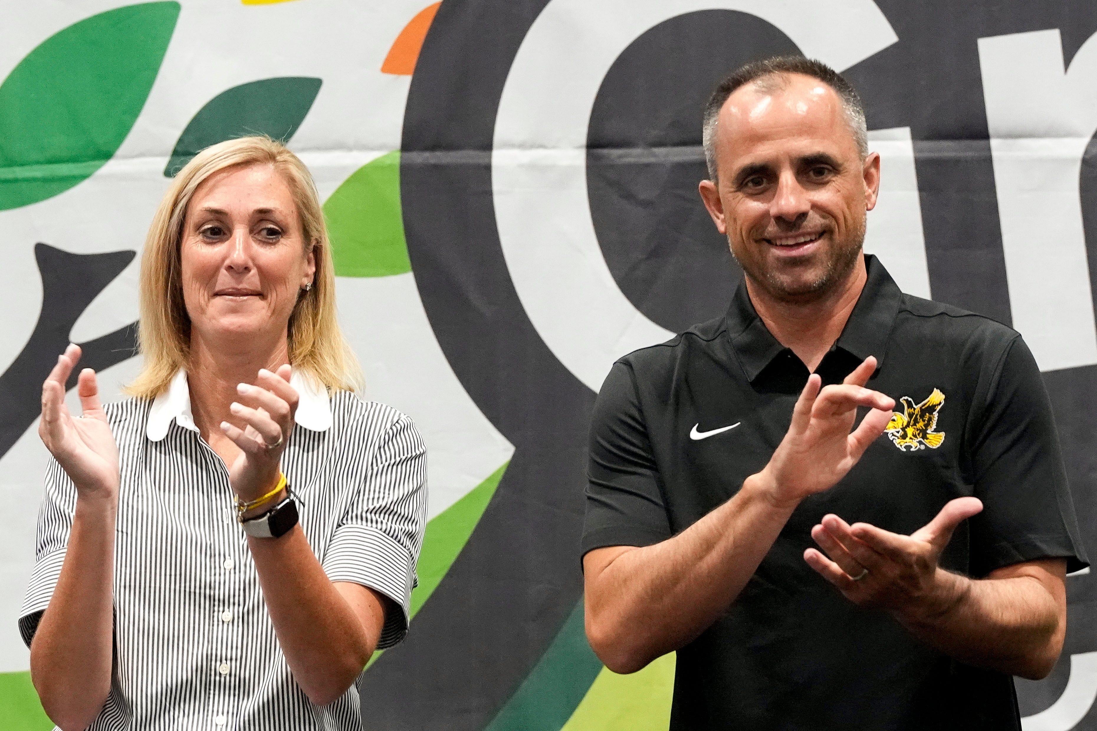 Iowa basketball secures commitment from four-star PF Ethan Harris in ...