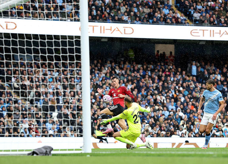 Man City v Man United live: Reaction as Haaland brace gives hosts win ...