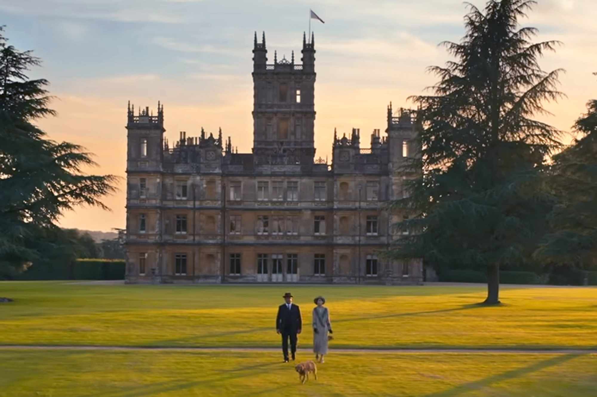 Where Was “Downton Abbey” Filmed? See the Real-Life Majestic Castles ...