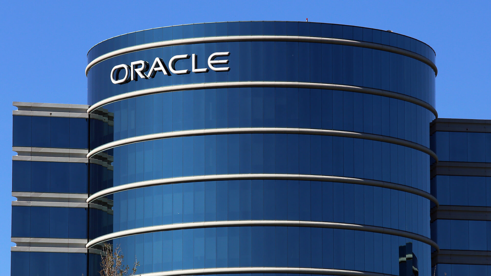 If You Invested $1,000 in Oracle Stock in 2000, How Much Would It Be ...