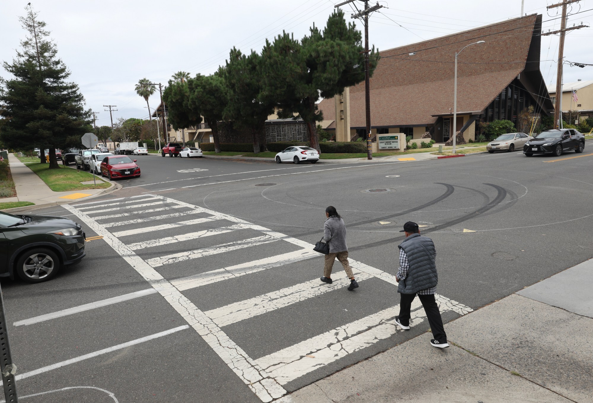 Carlsbad ‘pivots’ from traffic circles to stop signs for Barrio ...